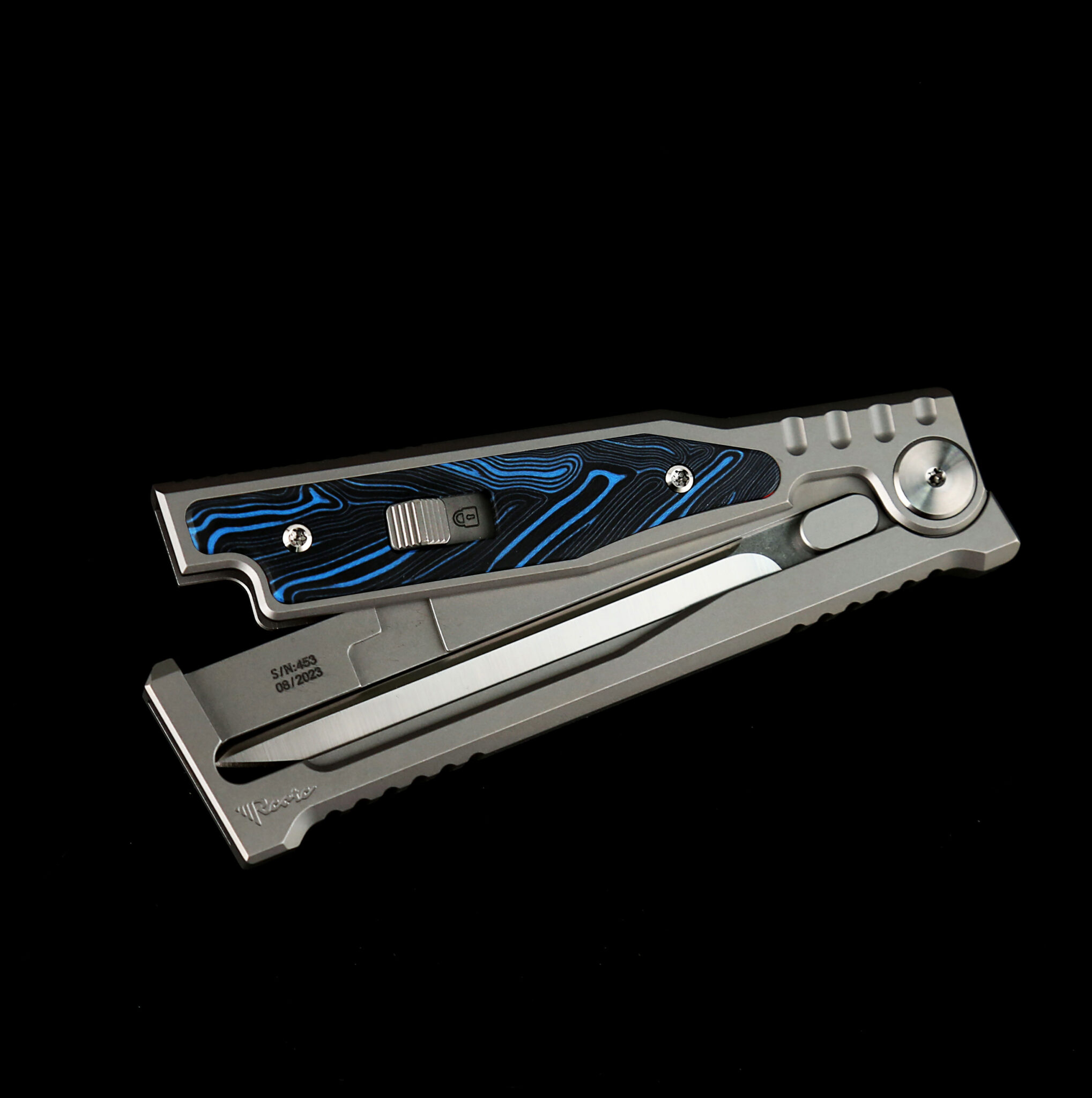 EXO-M G10 Damascus Pattern – Blue/Black Double Edge – Reate Knives